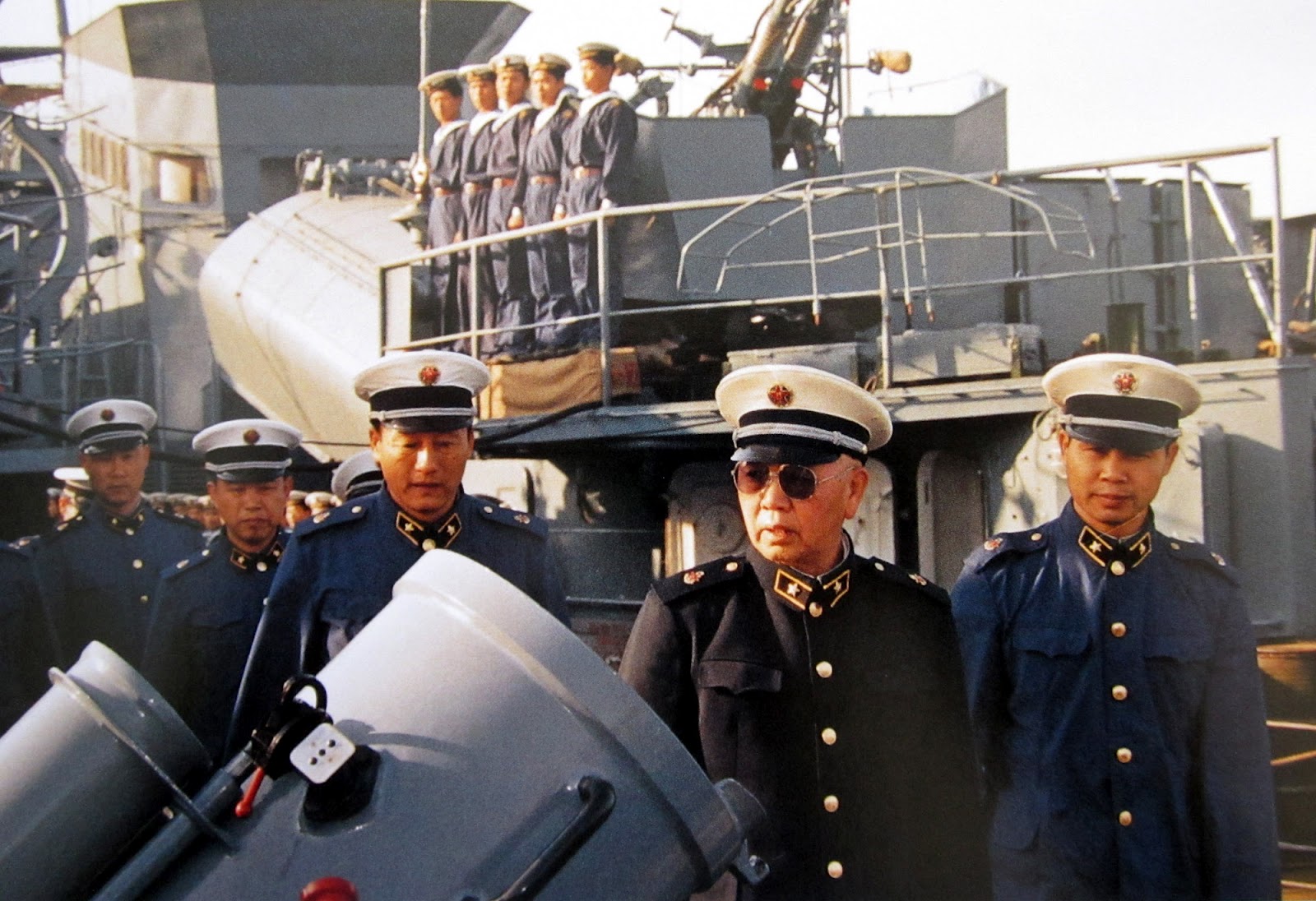 'Sellout' Ministries and Jingoes: China's Bureaucratic Institutions and ...